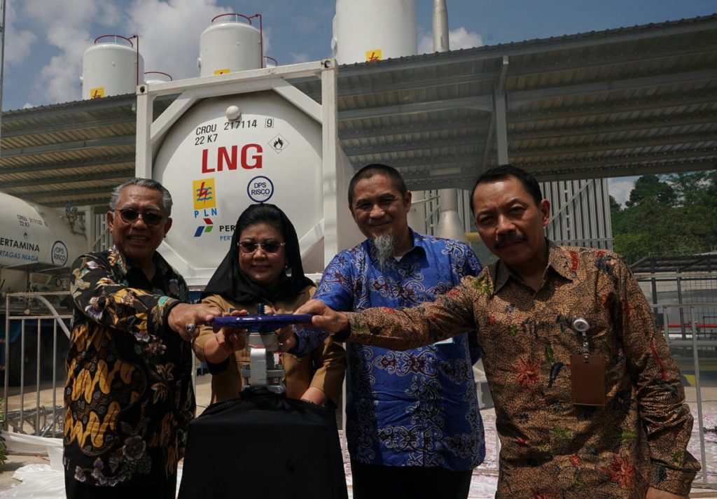 PLN Manfaatkan LNG untuk PLTG Sambera • Petrominer