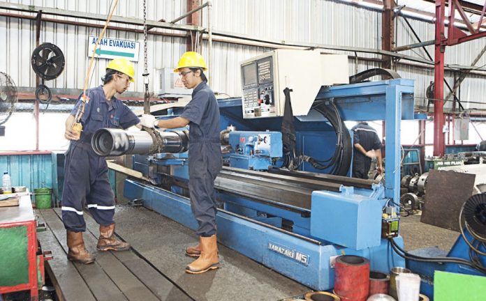 KKKS Migas Diminta Lebih Utamakan Produk Dalam Negeri • Petrominer